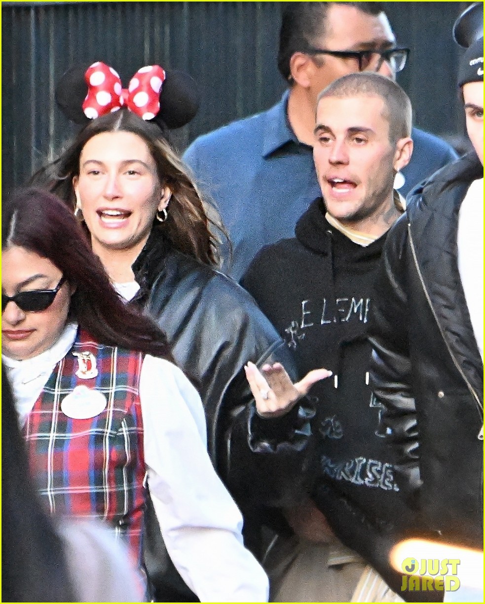 Justin Bieber & Wife Hailey Spotted in Mickey & Minnie Ears During ...