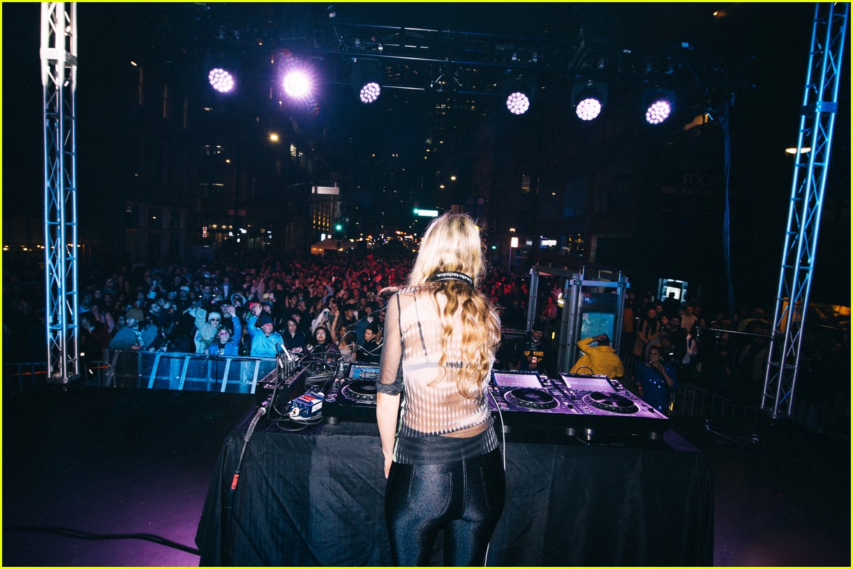 Blu DeTiger Shuts Down the San Francisco Streets with Free DJ Set ...