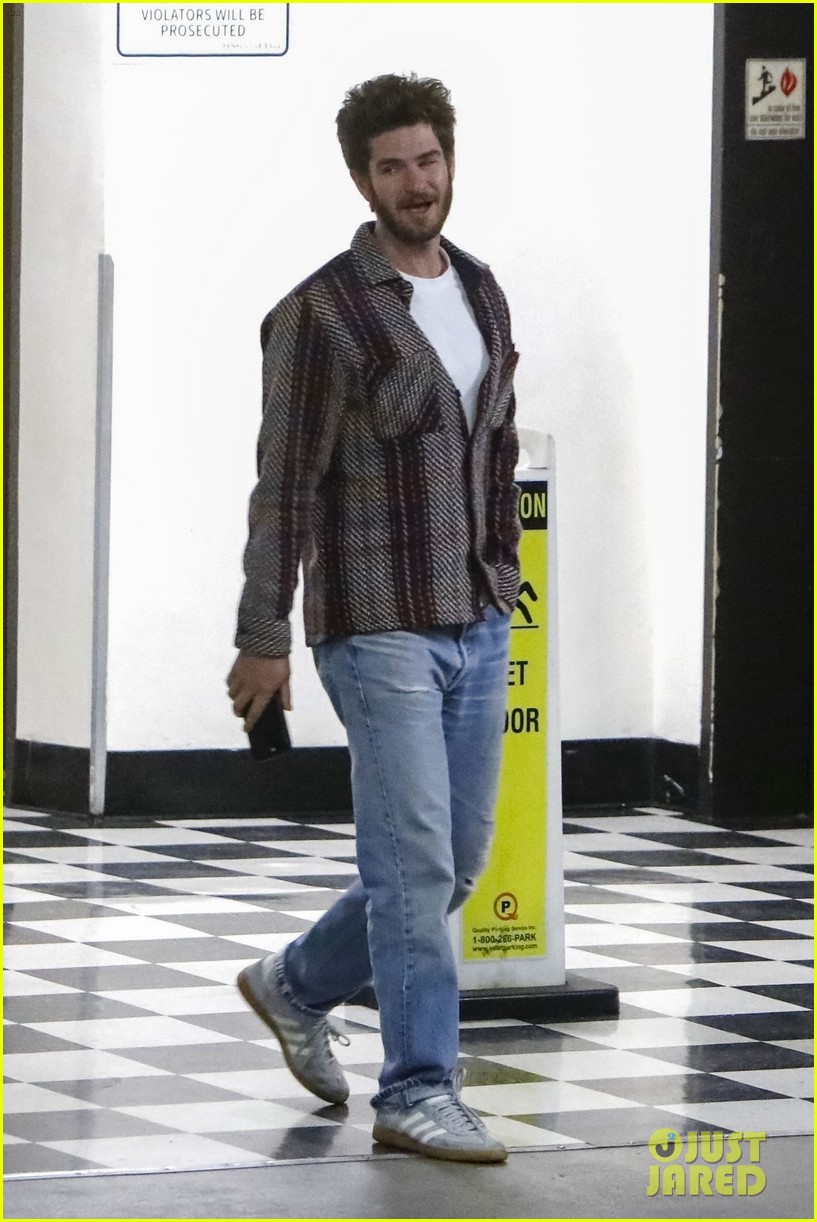 Andrew Garfield & Bo Burnham Hang Out, Grab Dinner at Sushi Park: Photo ...