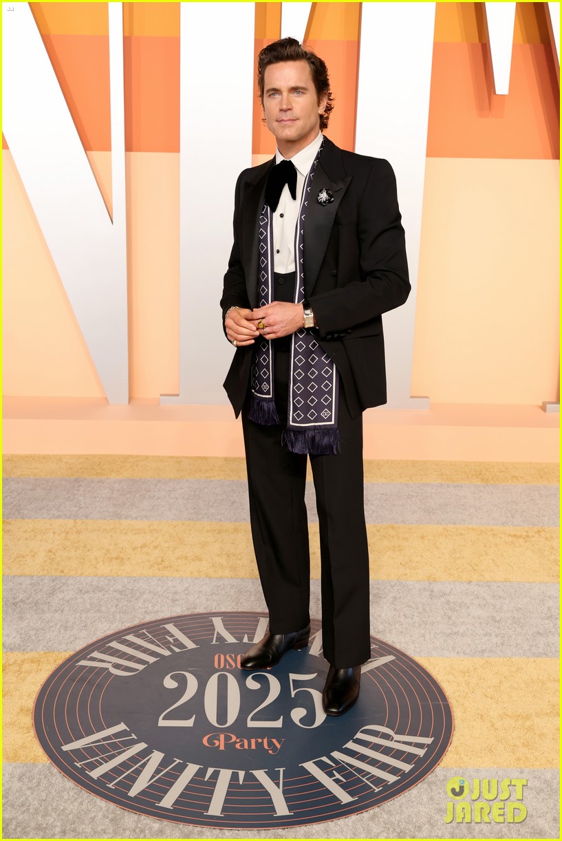 Matt Bomer & Husband Simon Halls Attend Vanity Fair Oscar Party 2025 ...