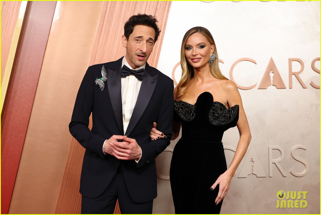 Adrien Brody Wins Second Best Actor Award at Oscars 2025, Throws Gum to ...