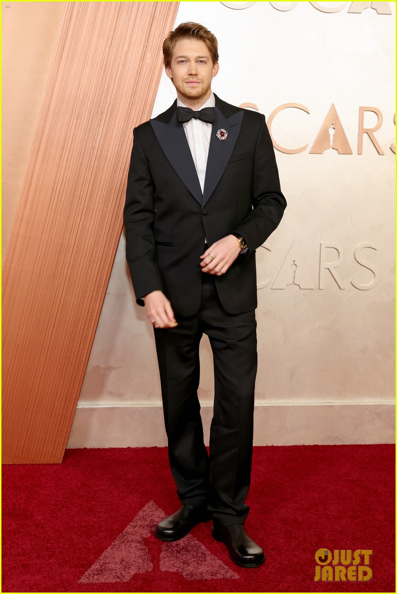 Joe Alwyn & Guy Pearce Bring 'The Brutalist' to Oscars 2025: Photo 5131934 | Alessandro Nivola ...