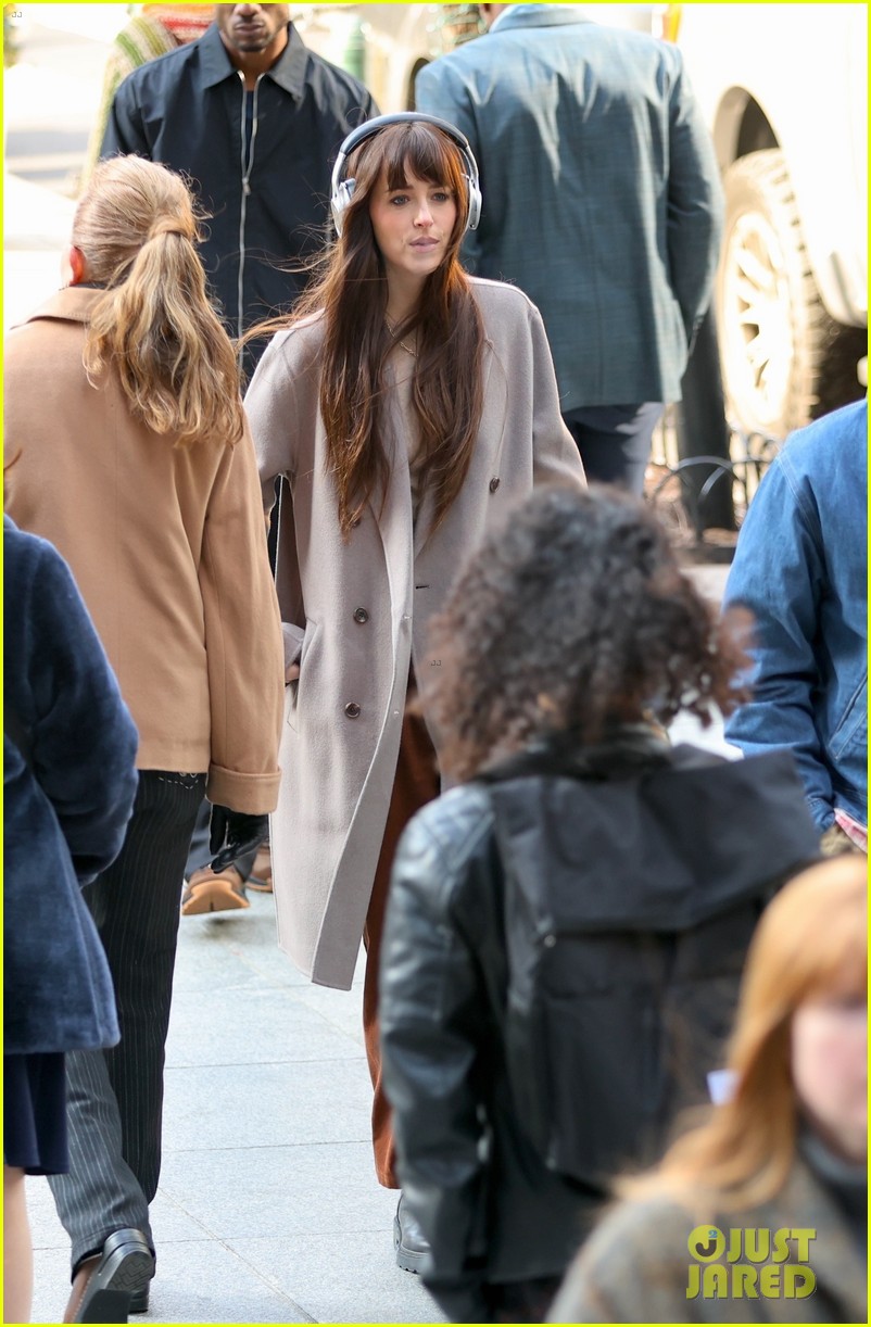 Photo: dakota johnson filming verity 02 | Photo 5136558 | Just Jared ...