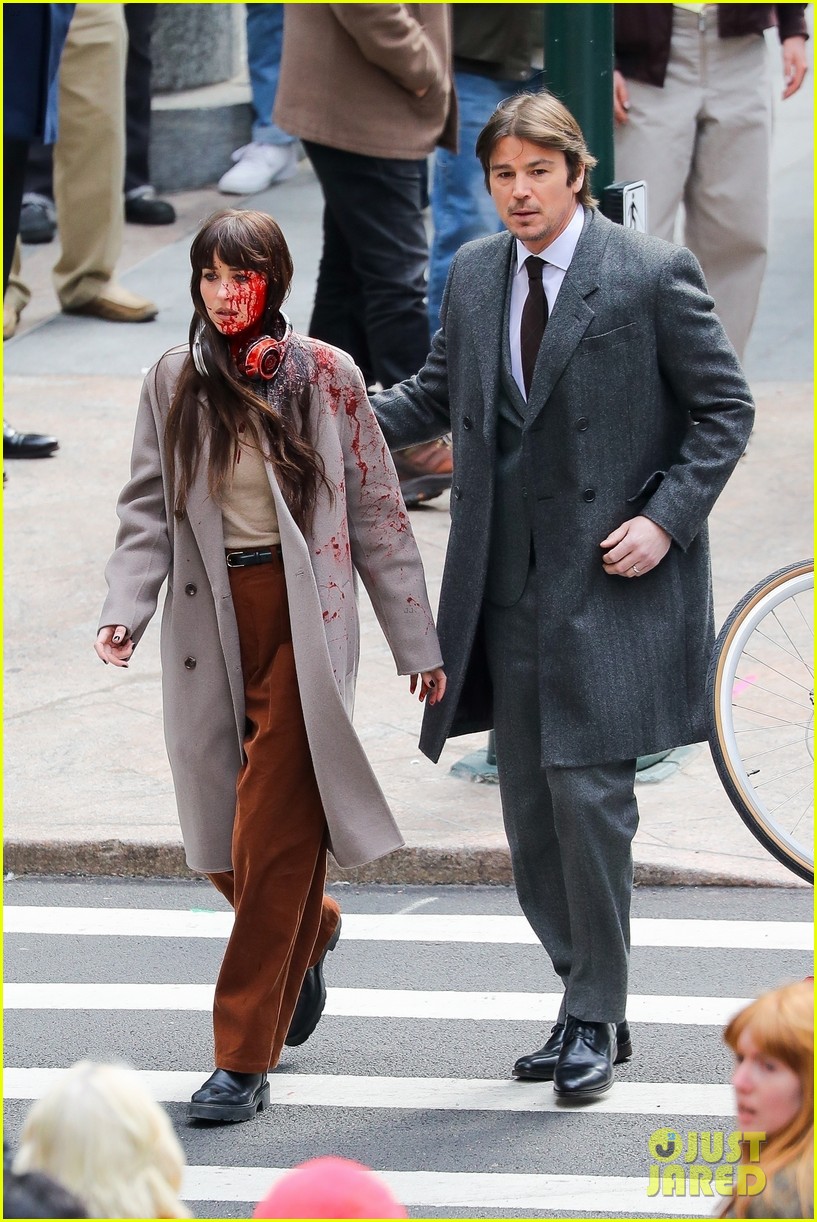 Dakota Johnson Gets Covered in Blood While Filming 'Verity' Movie - Set Photos Revealed!: Photo ...