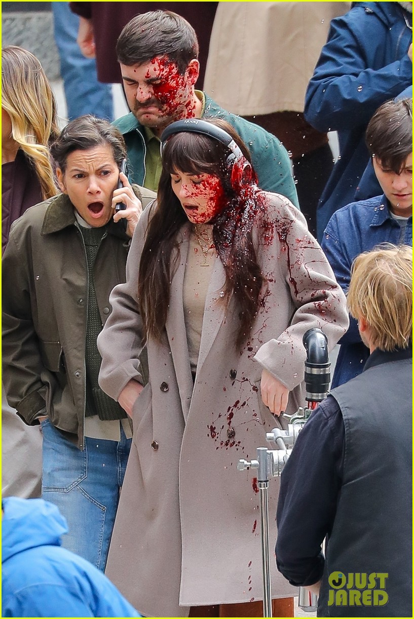 Dakota Johnson Gets Covered in Blood While Filming 'Verity' Movie - Set ...