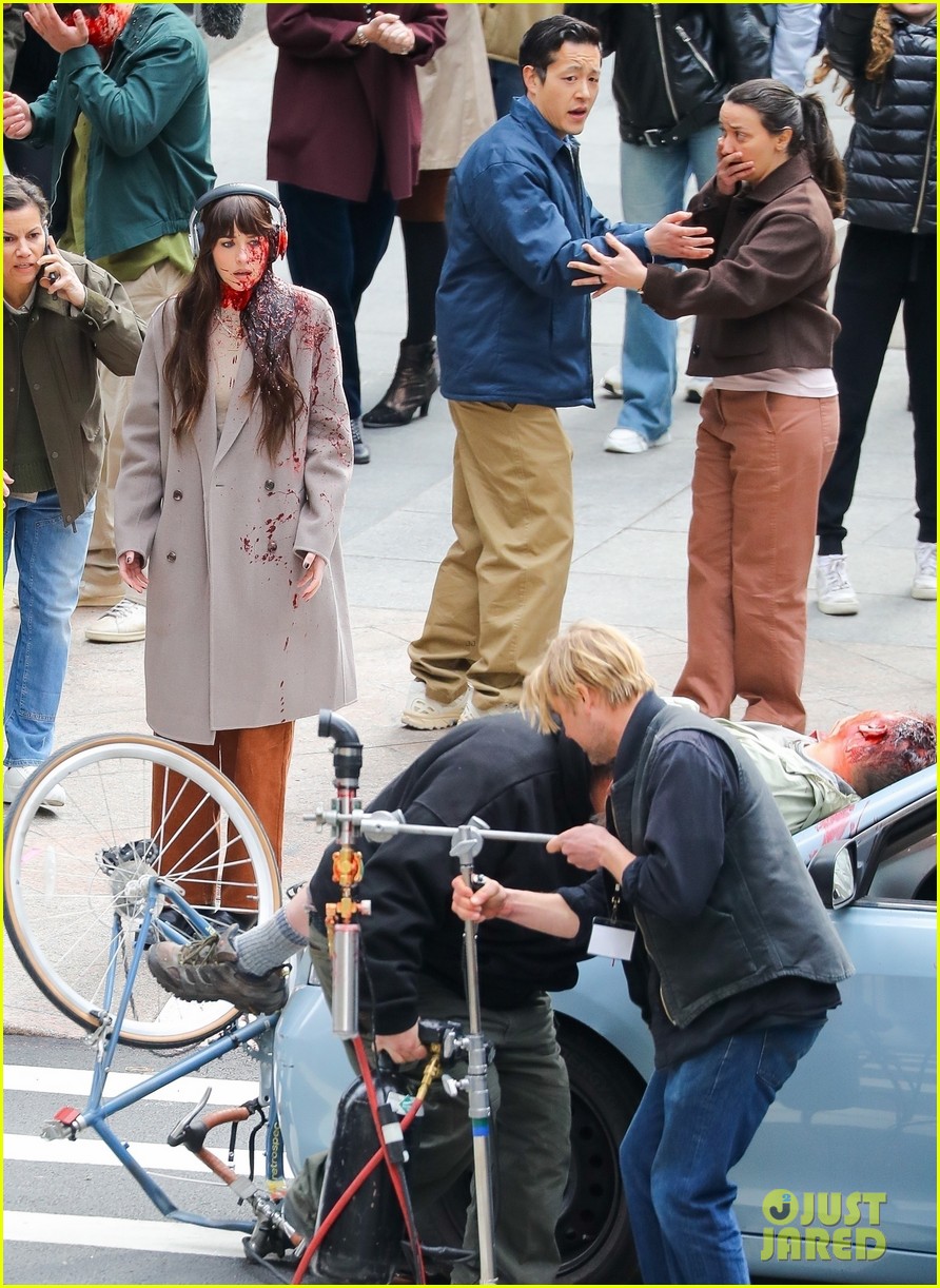 Dakota Johnson Gets Covered in Blood While Filming 'Verity' Movie - Set ...
