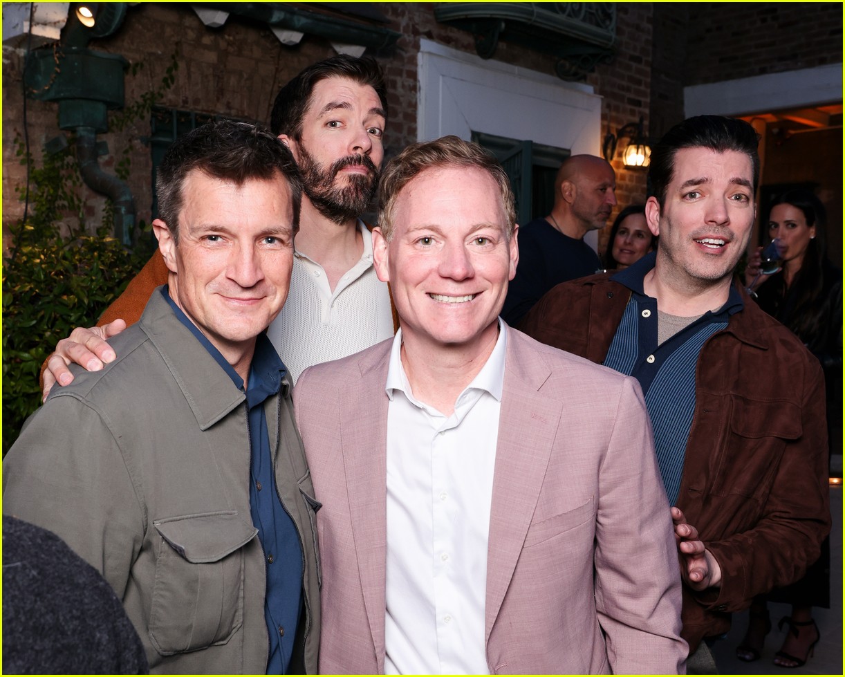 Emily VanCamp Makes Rare Public Appearance to Celebrate Canadian ...