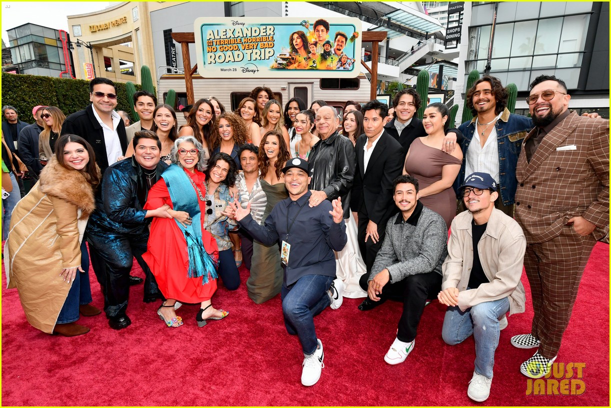 Eva Longoria, Jesse Garcia, & More Attend 'Alexander and the Terrible ...
