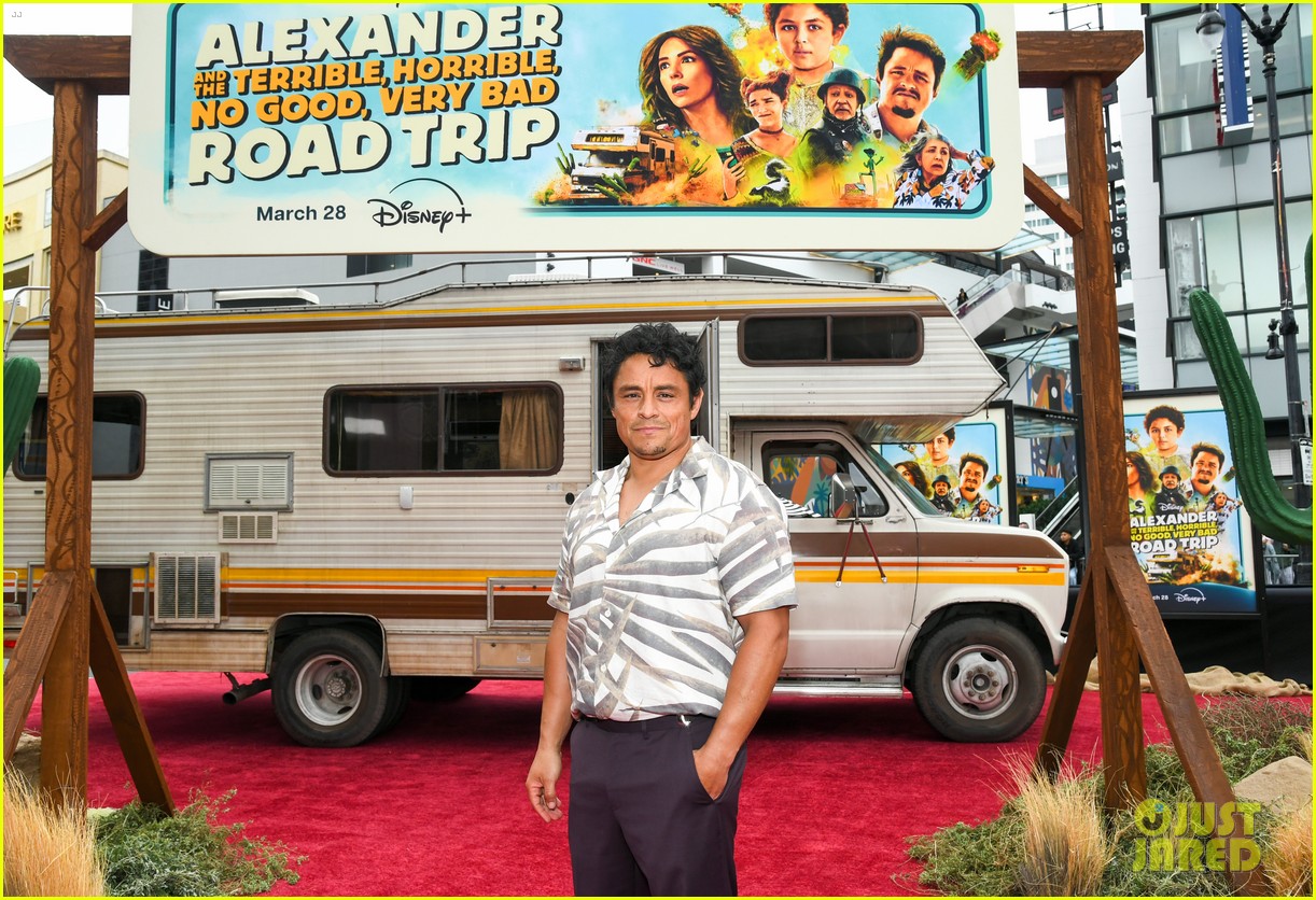 Eva Longoria, Jesse Garcia, & More Attend 'Alexander and the Terrible ...