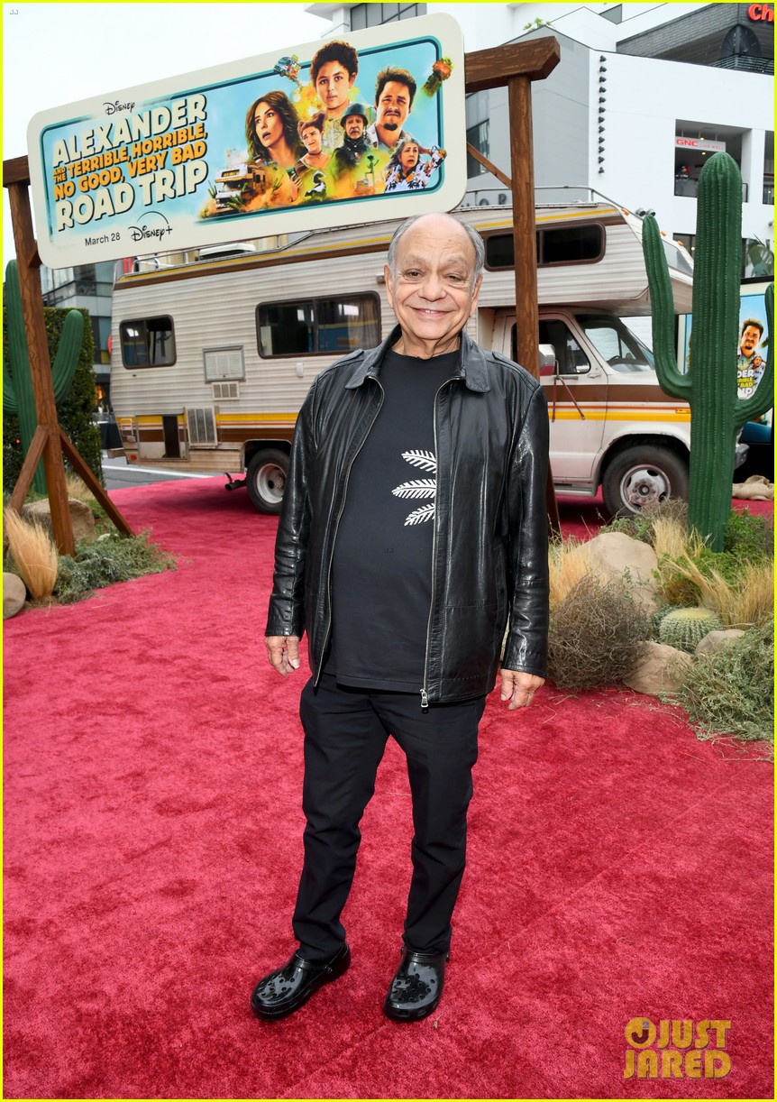 Eva Longoria, Jesse Garcia, & More Attend 'Alexander and the Terrible ...