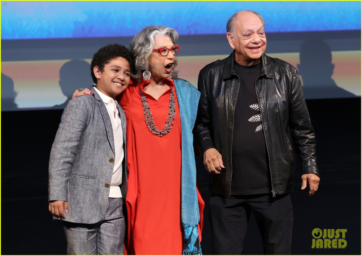 Eva Longoria, Jesse Garcia, & More Attend 'Alexander and the Terrible ...