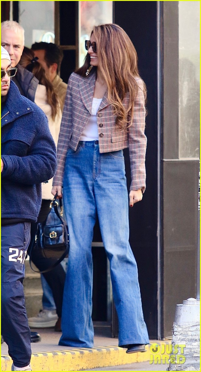 George Clooney Ditches Signature Silver Hair, Debuts New Brunette Look!: Photo 5135555 | George ...