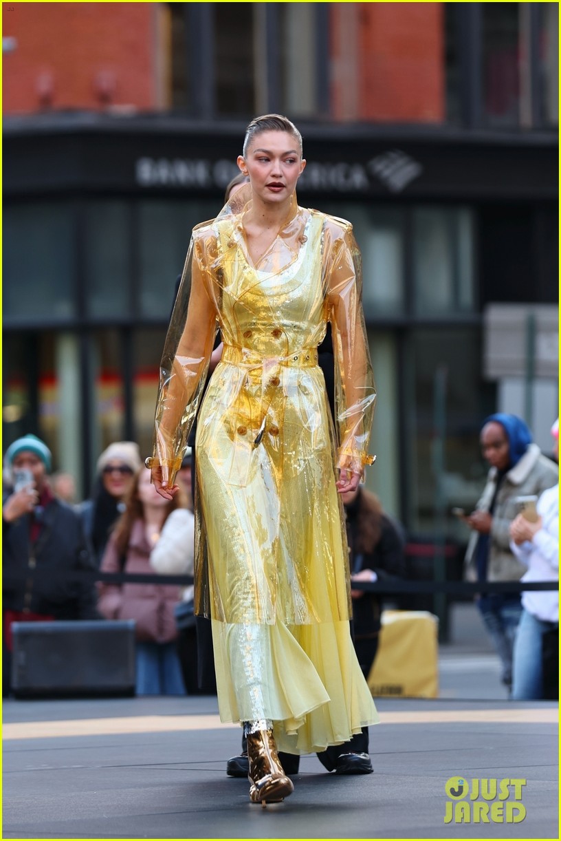 Gigi Hadid Attends Paco Rabanne Million Gold For Her Fragrance Event ...