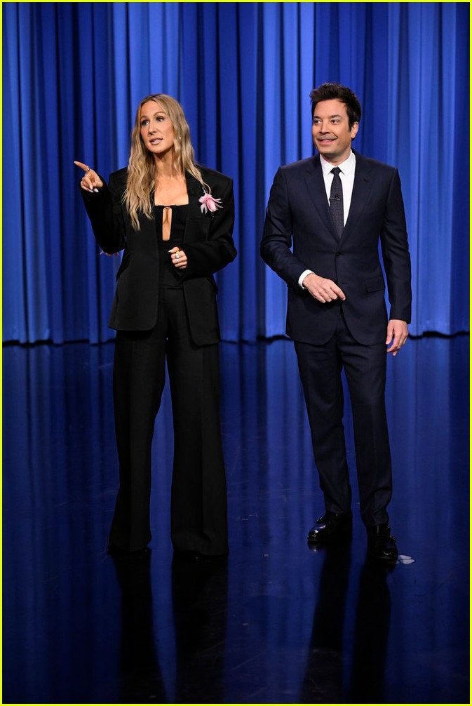 Nikki Glaser Defends Ozempic Users While Applauding Kathy Bates' Weight ...