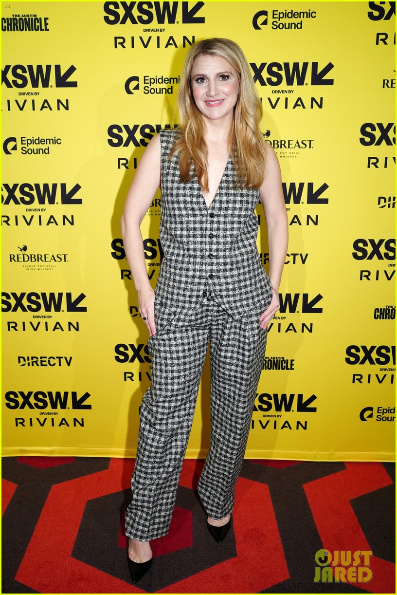 Dennis Quaid Reveals Why He Was Hesitant to Sign On For New Series ...