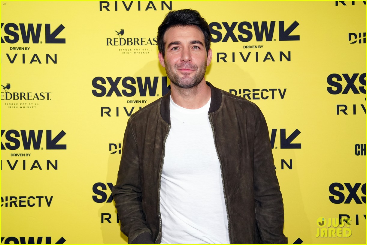 Dennis Quaid Reveals Why He Was Hesitant to Sign On For New Series ...