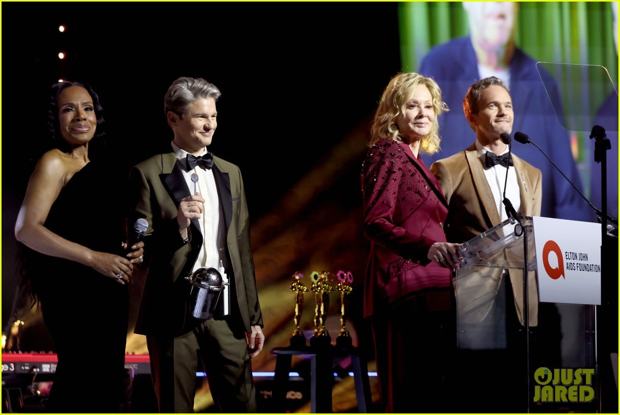 Elton John Draws Big Crowd for Oscars Party 2025 - See Over 100 Celebs ...