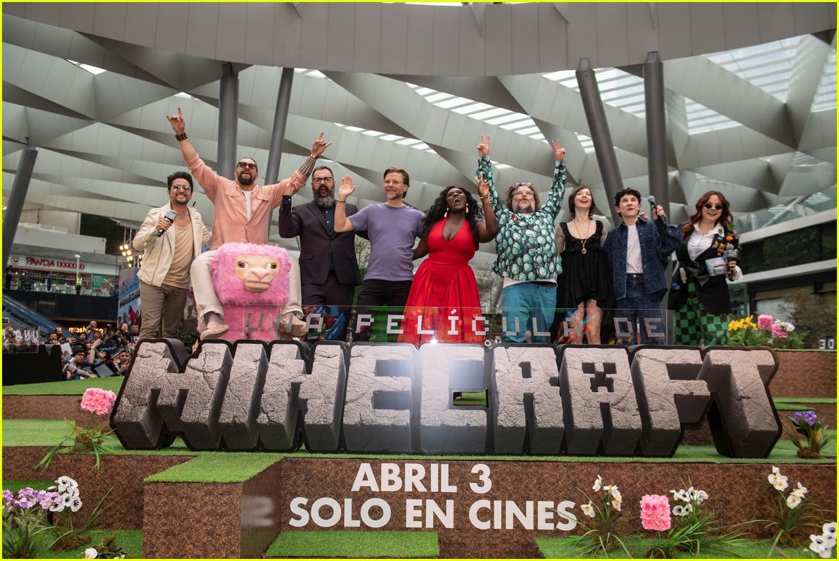 Jason Momoa Gets Into Character as 'The Garbage Man' at 'A Minecraft ...