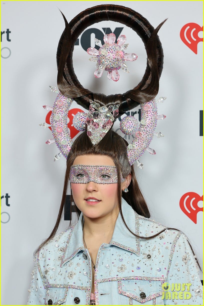 JoJo Siwa Explains Her Unique Look at iHeartRadio Music Awards 2025: Photo 5137864 | Photos ...