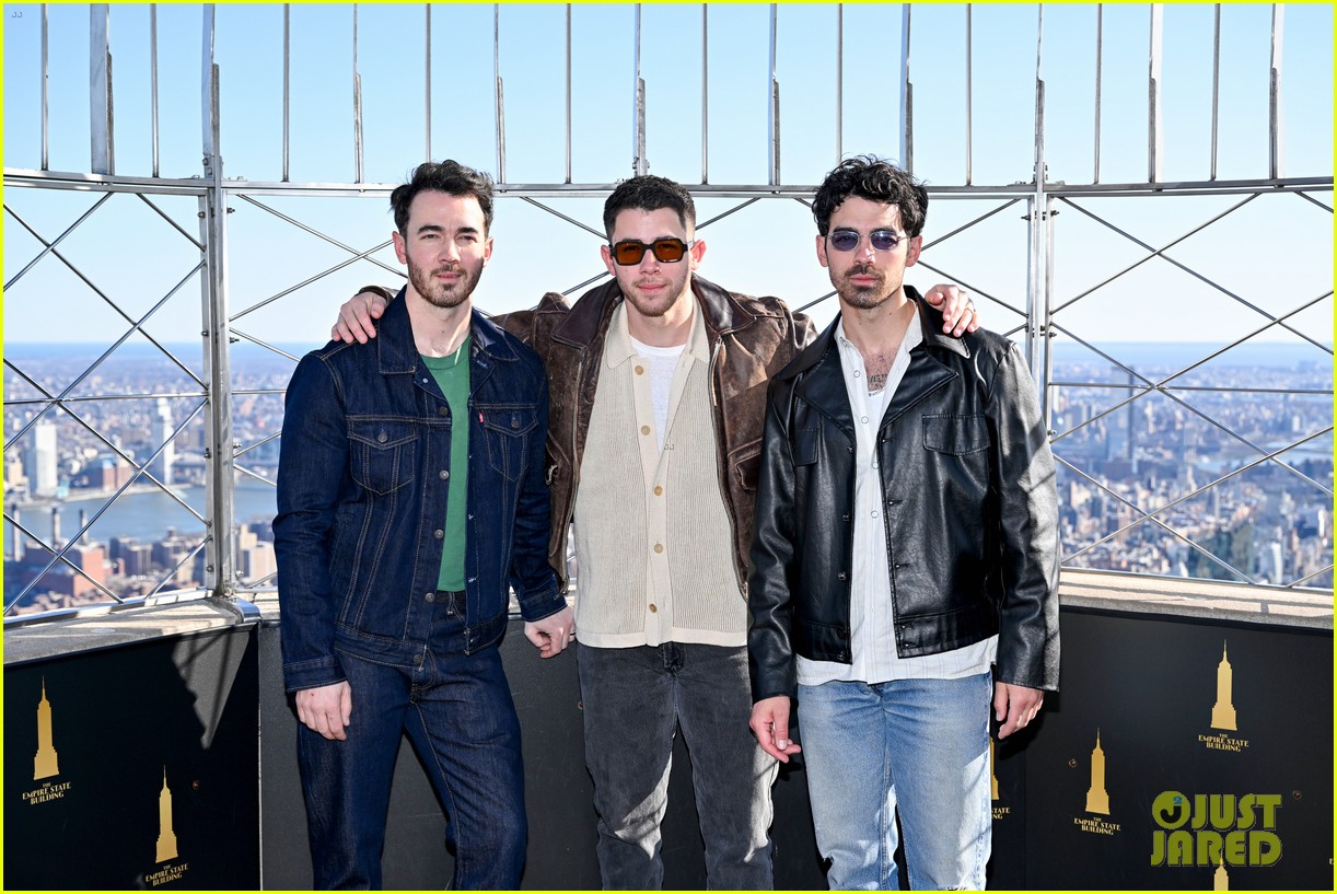 The Jonas Brothers Kick Off 20th Anniversary Celebration By Lighting Up ...