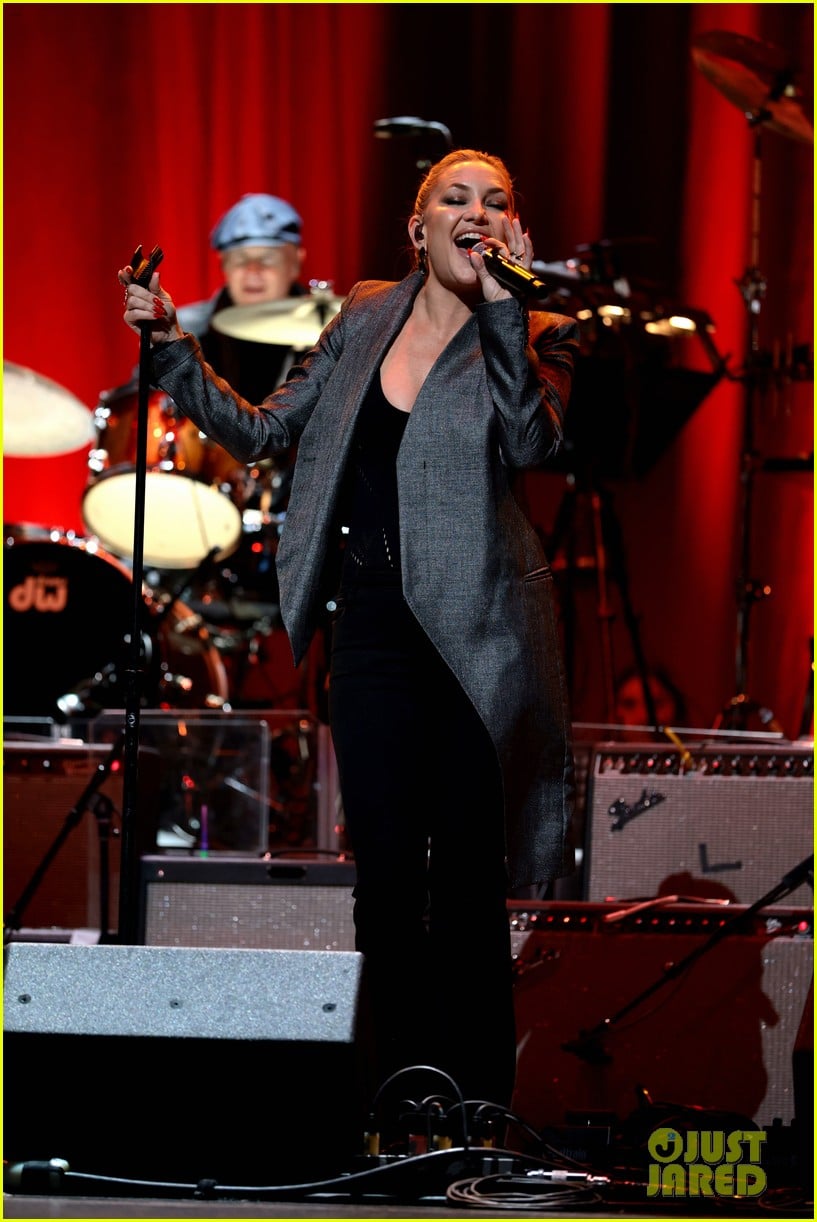 Kate Hudson Goes Rocker Chic, Cher Channels Elvis at Love Rocks NYC ...