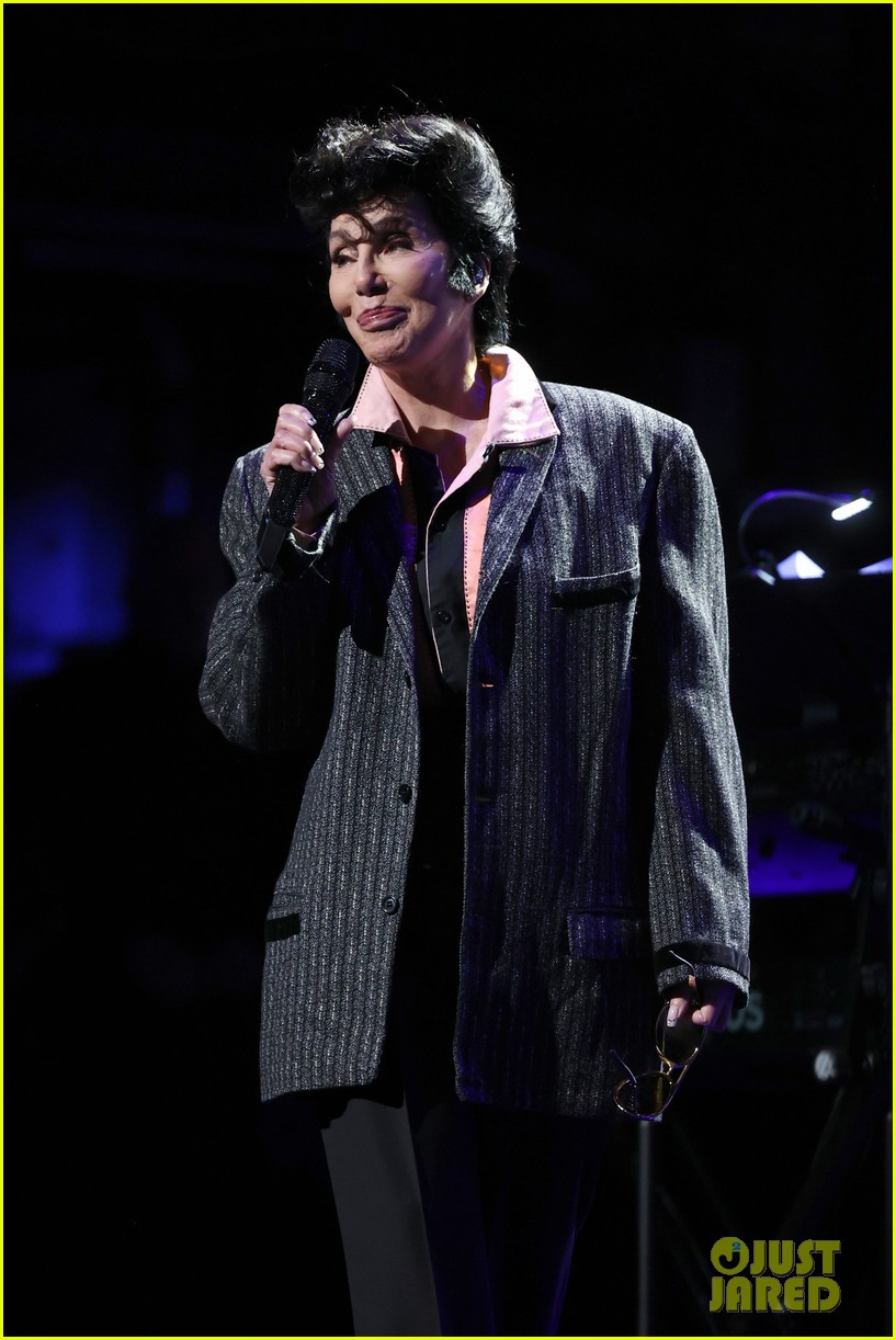 Kate Hudson Goes Rocker Chic, Cher Channels Elvis at Love Rocks NYC ...