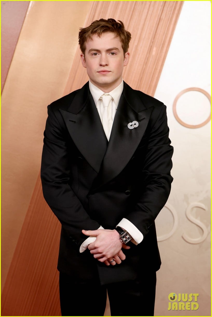 The Wild Robot's Kit Connor & 'Heartstopper' Co-Stars Joe Locke ...