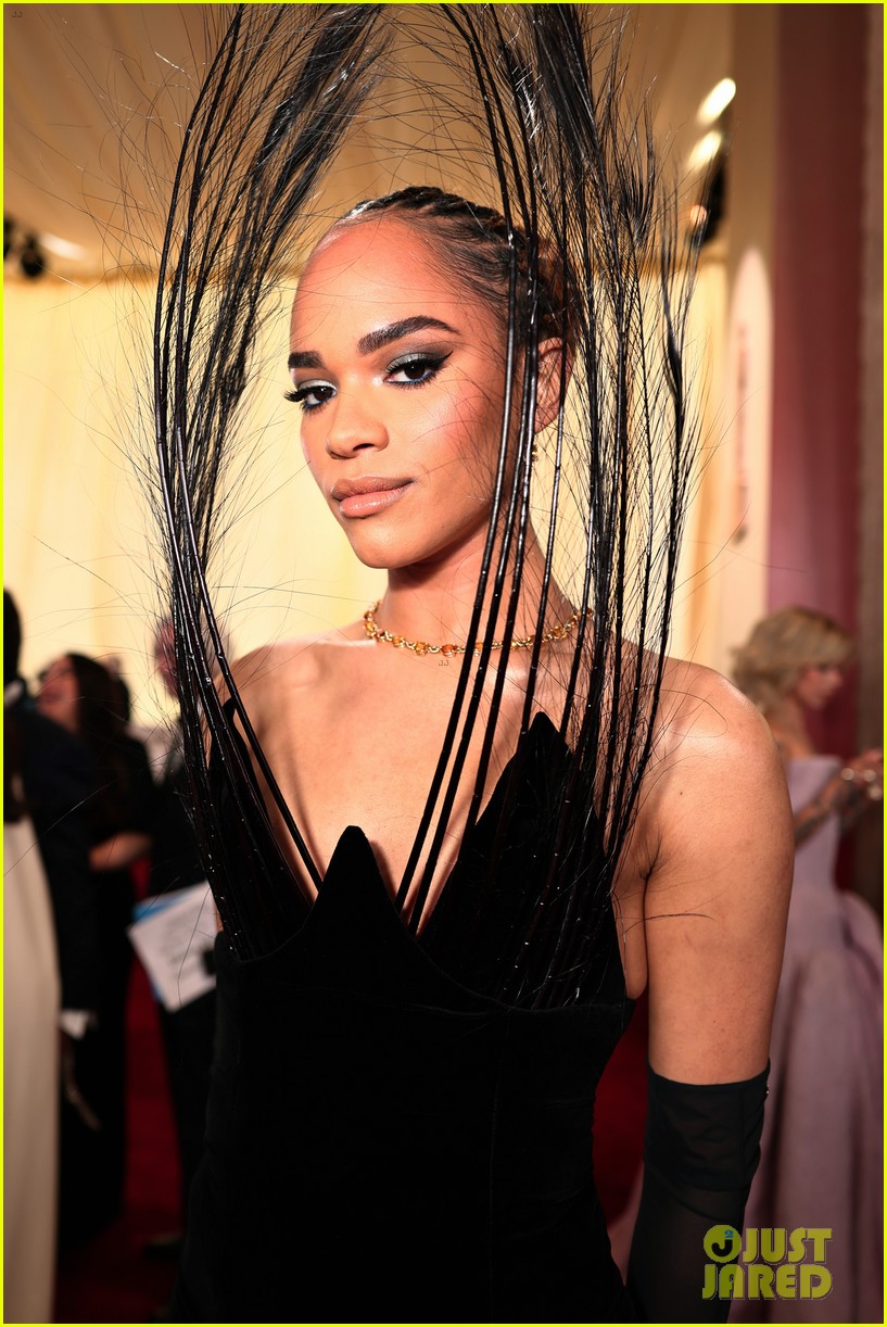 The Wild Robot's Kit Connor & 'Heartstopper' Co-Stars Joe Locke ...