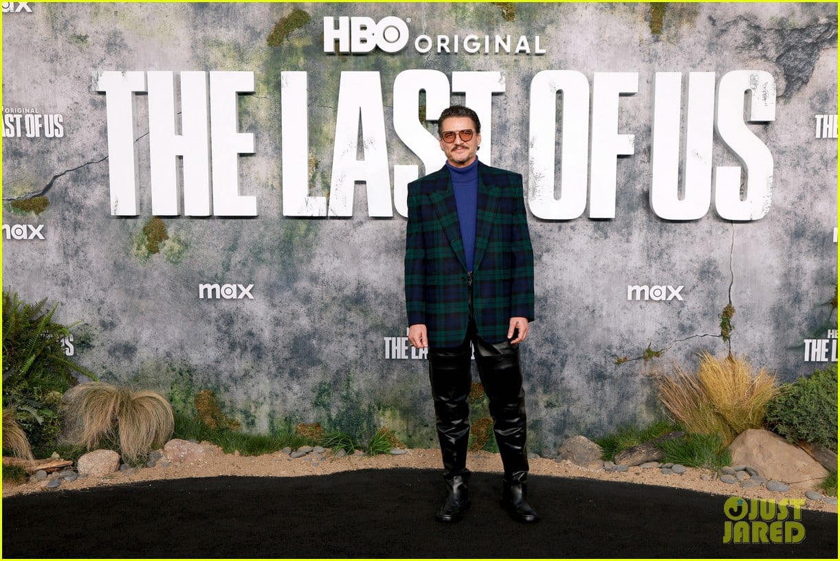 Pedro Pascal & Bella Ramsey Attend 'The Last of Us' Season 2 Premiere with Exciting New Guest ...