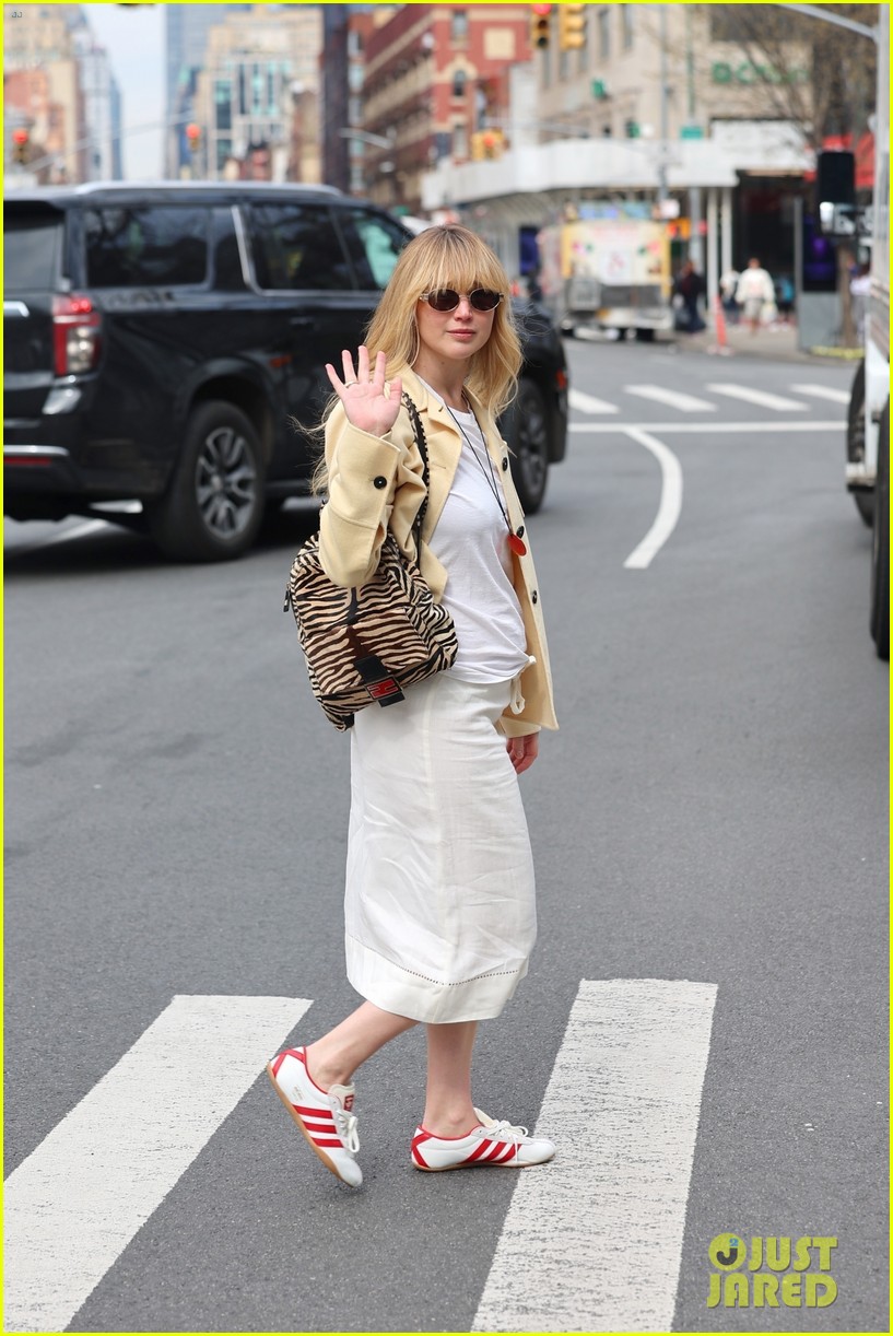 Jennifer Lawrence Wears Cute Spring Outfit for Day Out in NYC: Photo ...