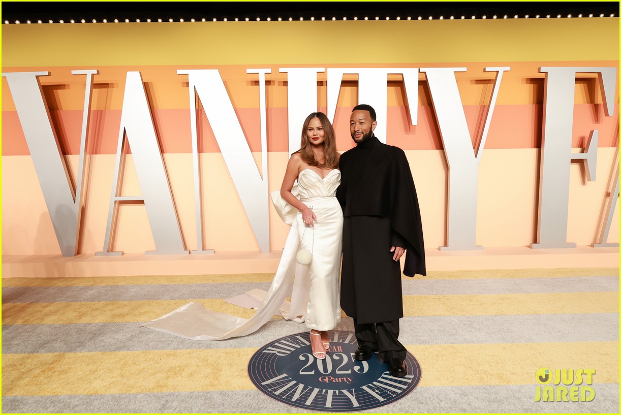 Chrissy Teigen & John Legend Sport Black & White Outfits to Vanity Fair ...