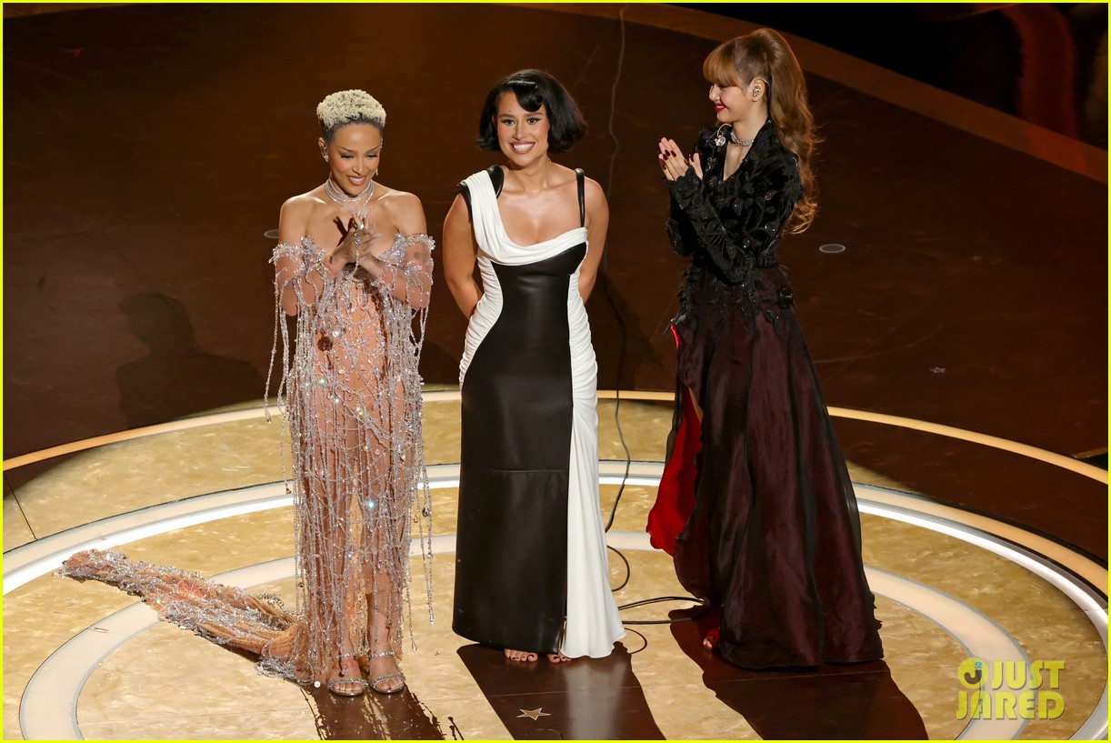 Lisa Performs 'Live & Let Die' During Bond Medley at Oscars 2025 ...