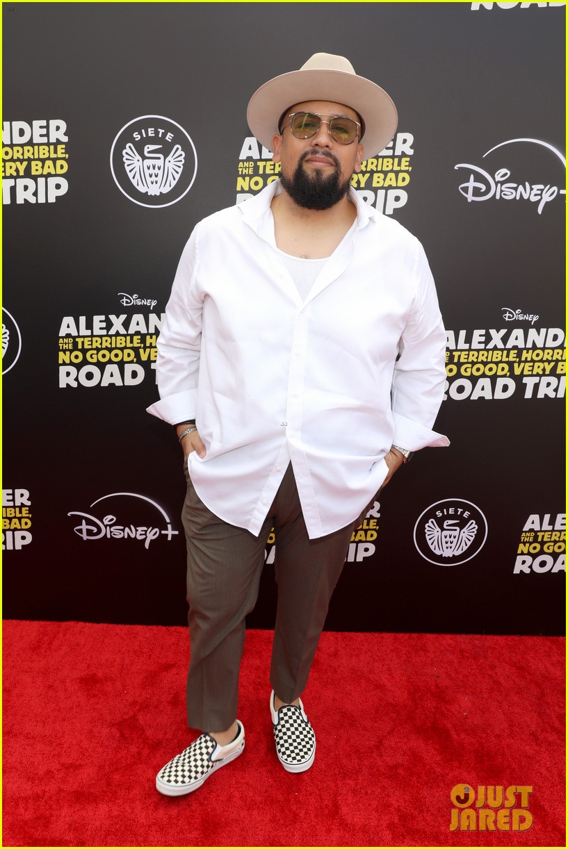 Eva Longoria Gets Friend Jessica Alba's Support at 'Alexander' Movie ...