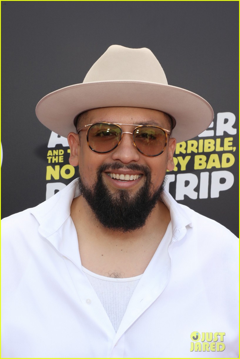 Eva Longoria Gets Friend Jessica Alba's Support at 'Alexander' Movie ...