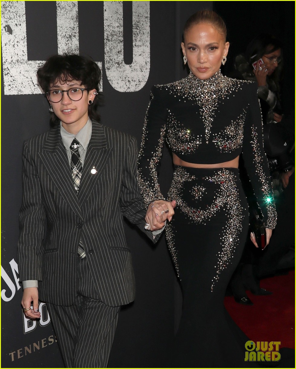 Jennifer Lopez Brings Child Emme, 17, to Broadway's 'Othello' Opening Night in Rare Outing ...