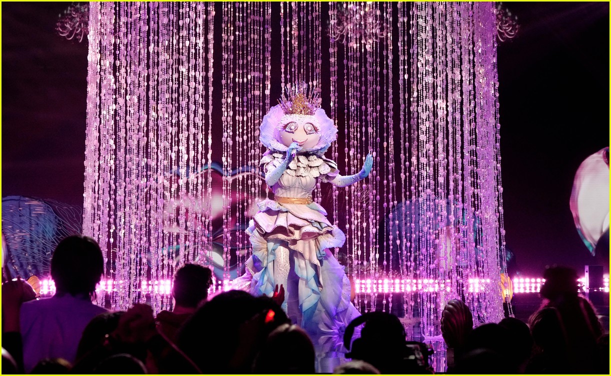 Who Is Pearl on 'The Masked Singer' Season 13? Clues, Guesses ...