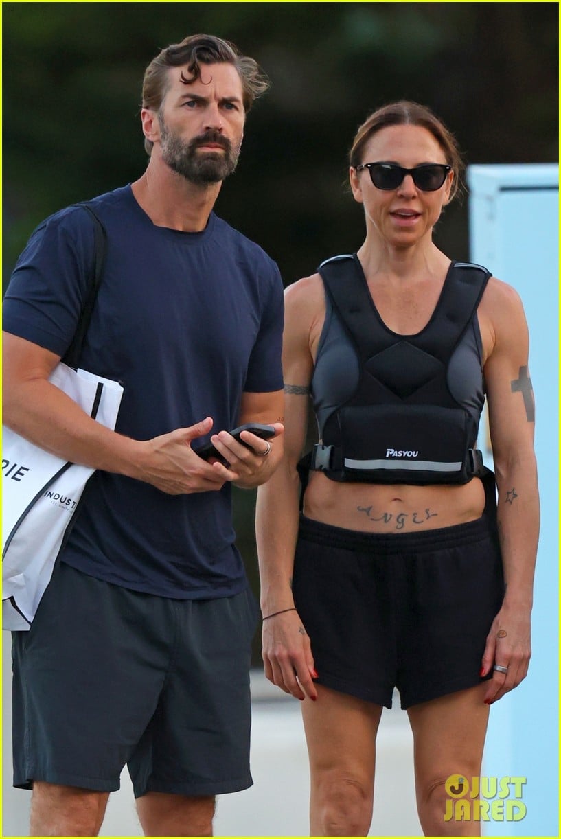 Spice Girls' Mel C Hits the Beach With Hunky Boyfriend Chris Dingwall ...
