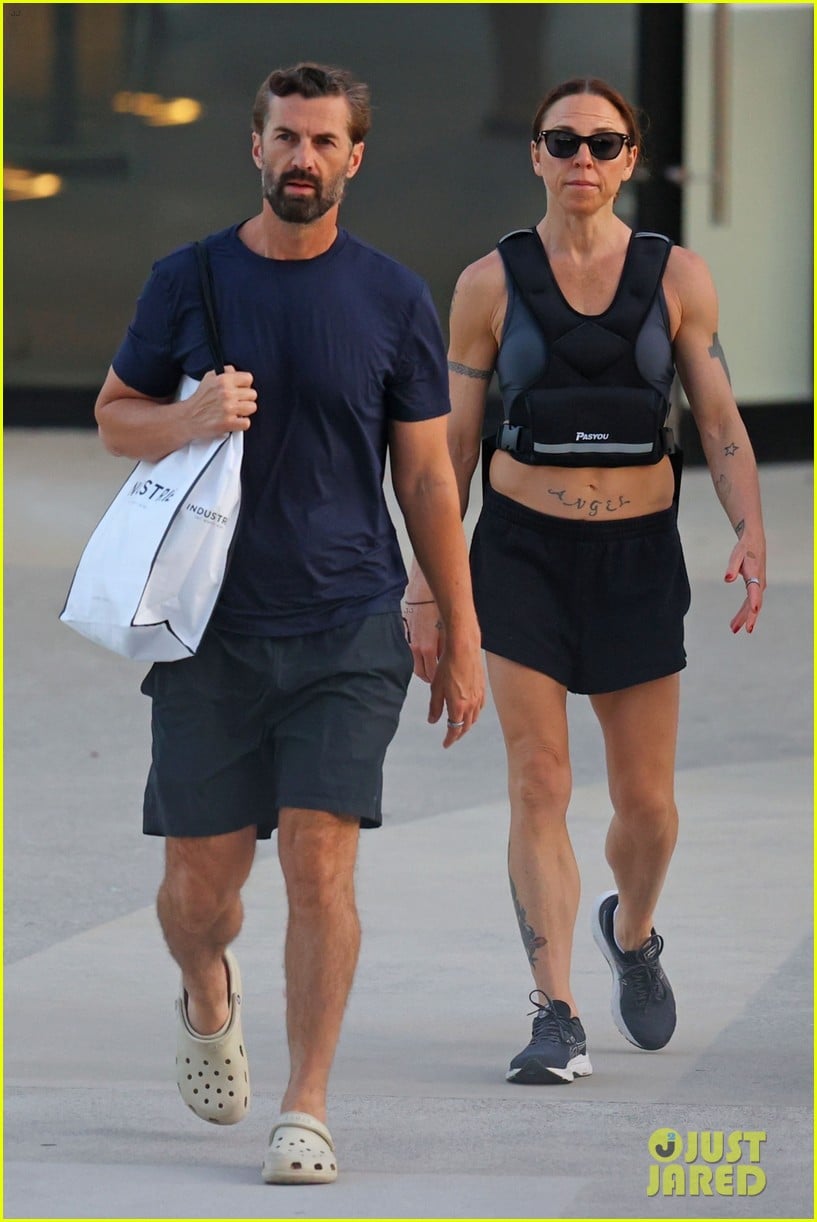 Spice Girls' Mel C Hits the Beach With Hunky Boyfriend Chris Dingwall ...