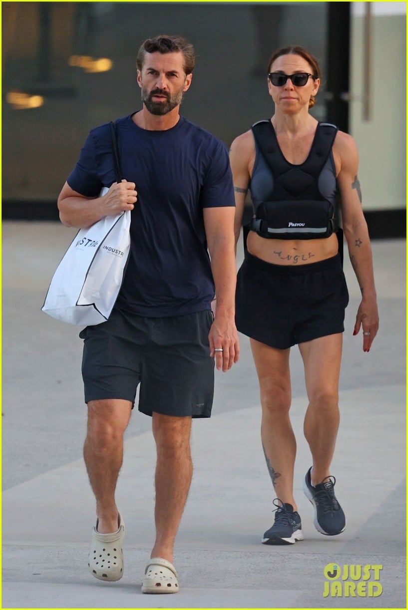 Spice Girls' Mel C Hits the Beach With Hunky Boyfriend Chris Dingwall ...