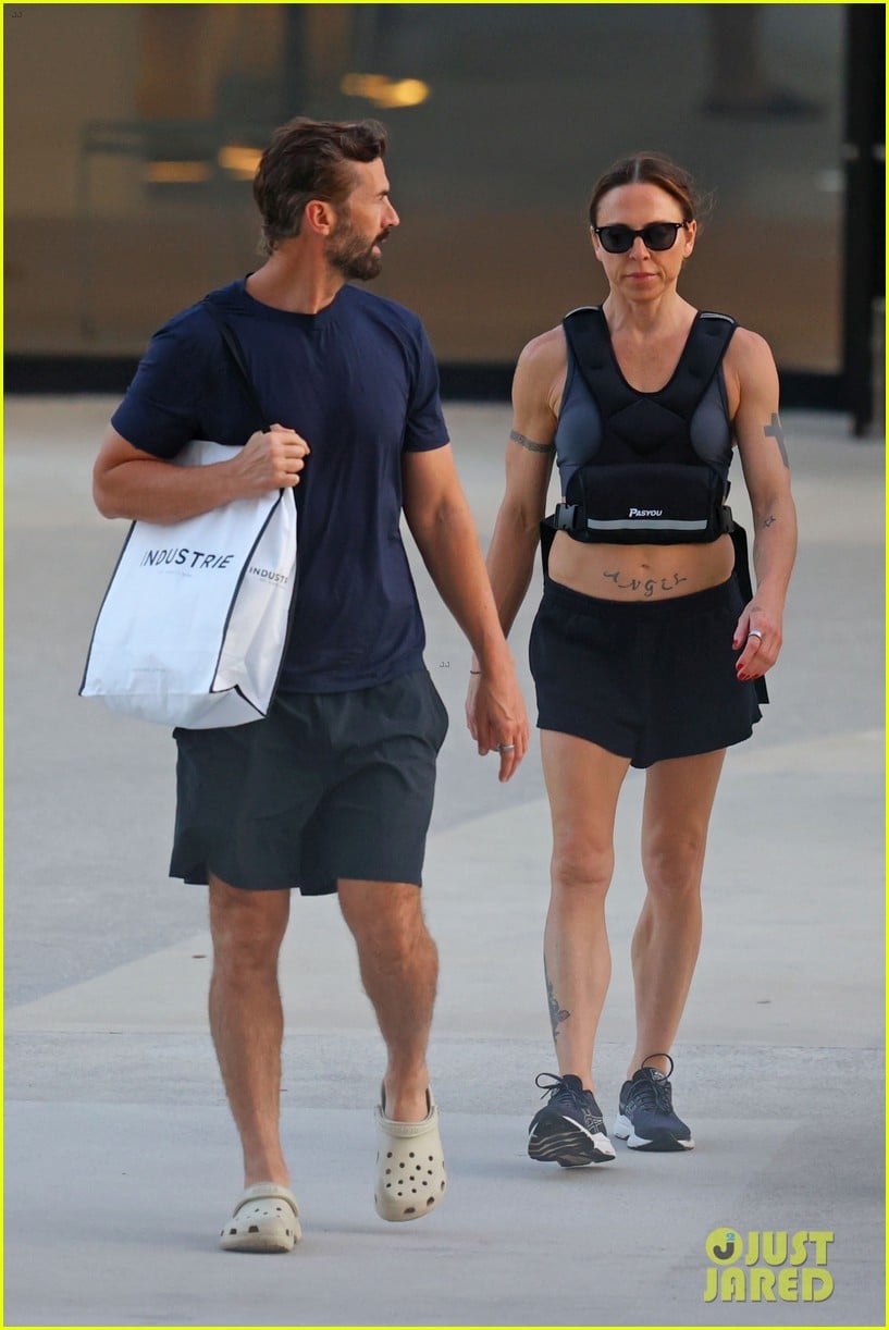 Spice Girls' Mel C Hits the Beach With Hunky Boyfriend Chris Dingwall ...