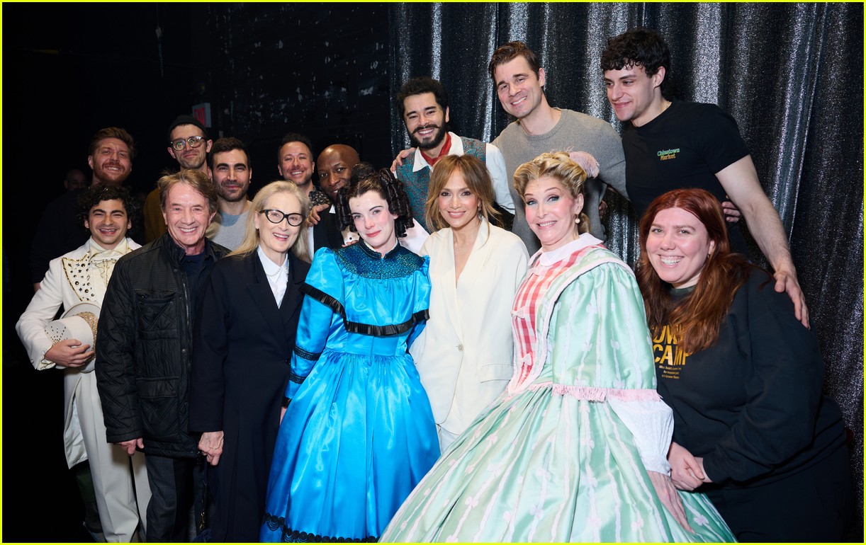 Jennifer Lopez, Meryl Streep & More Visit Betty Gilpin Ahead of Her ...