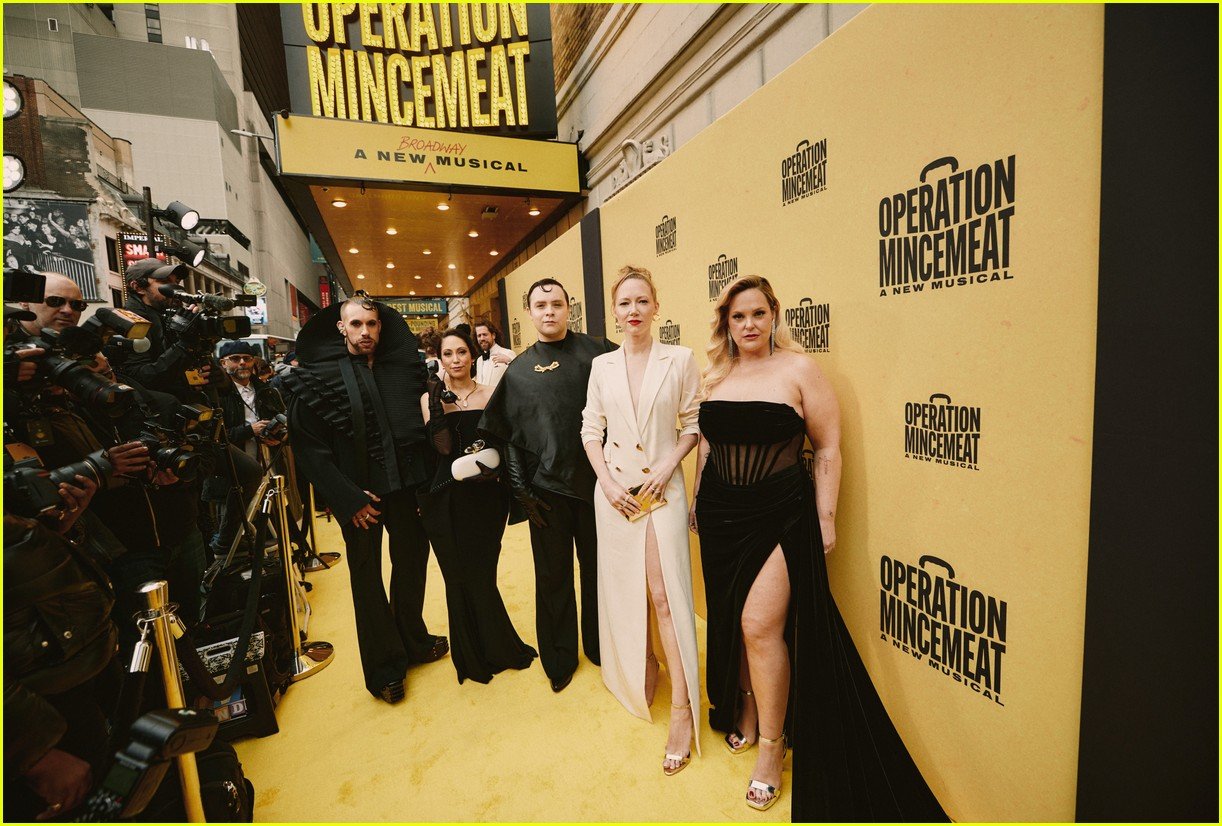 London's Hottest New Musical, 'Operation Mincemeat,' Opens on Broadway ...