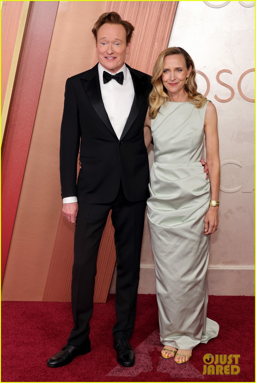 Conan O'Brien & Wife Liza Arrive for His Oscars 2025 Hosting Gig!: Photo 5131727 | Conan O'Brien ...