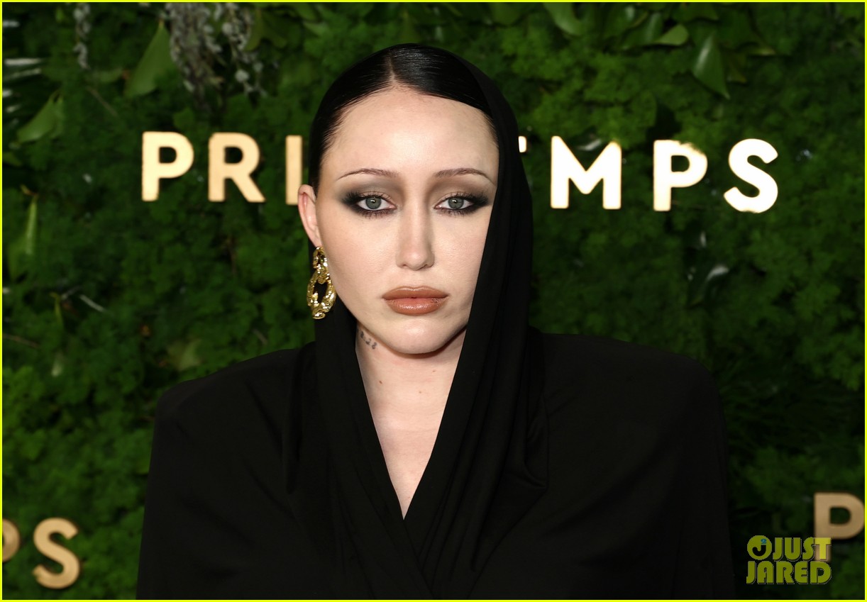 Katie Holmes, Parker Posey, & More Stars Help Open the New Printemps ...