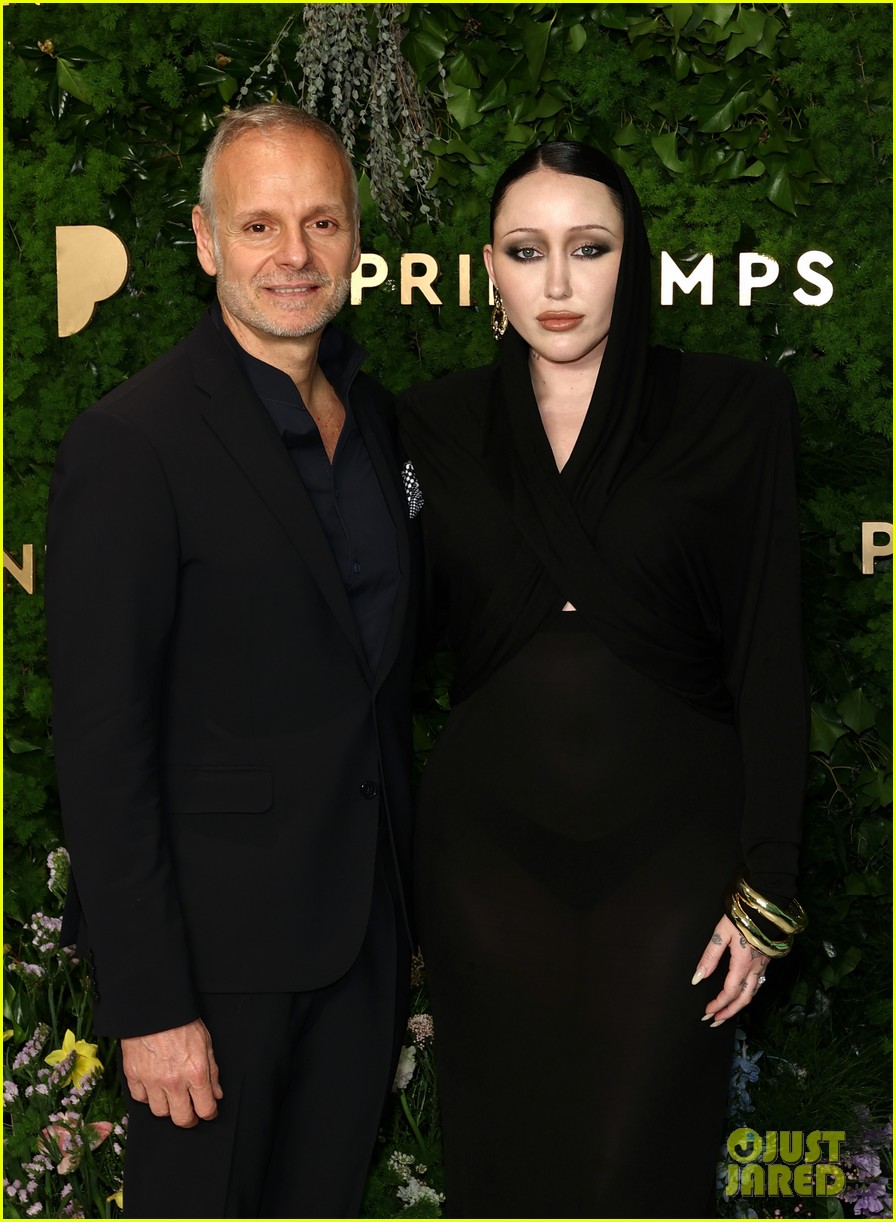 Katie Holmes, Parker Posey, & More Stars Help Open the New Printemps ...