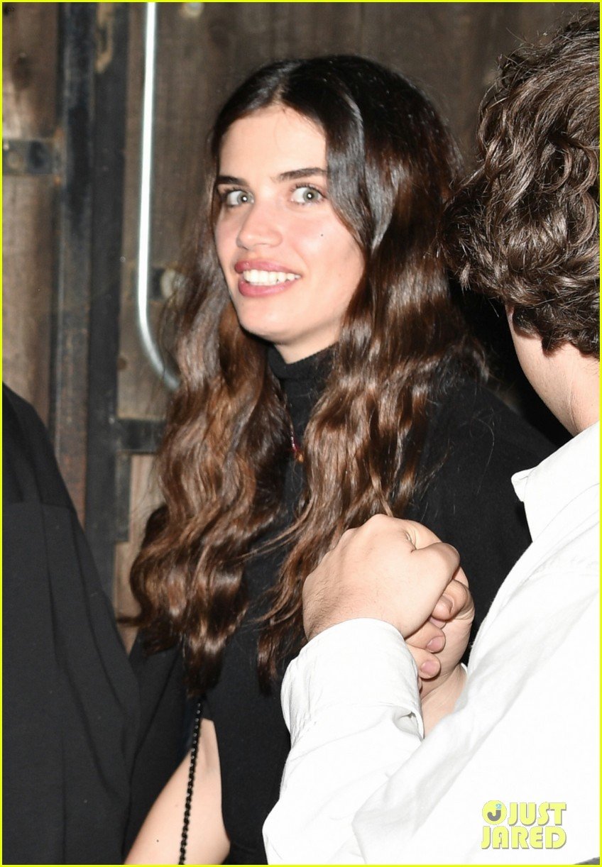 Sara Sampaio Supports Boyfriend Ray Nicholson at 'Borderline' Screening ...