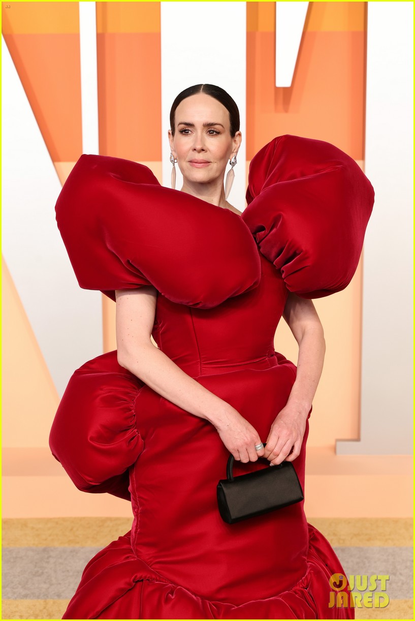 Sarah Paulson Meets Up With Hannah Einbinder at Vanity Fair Oscar Party ...