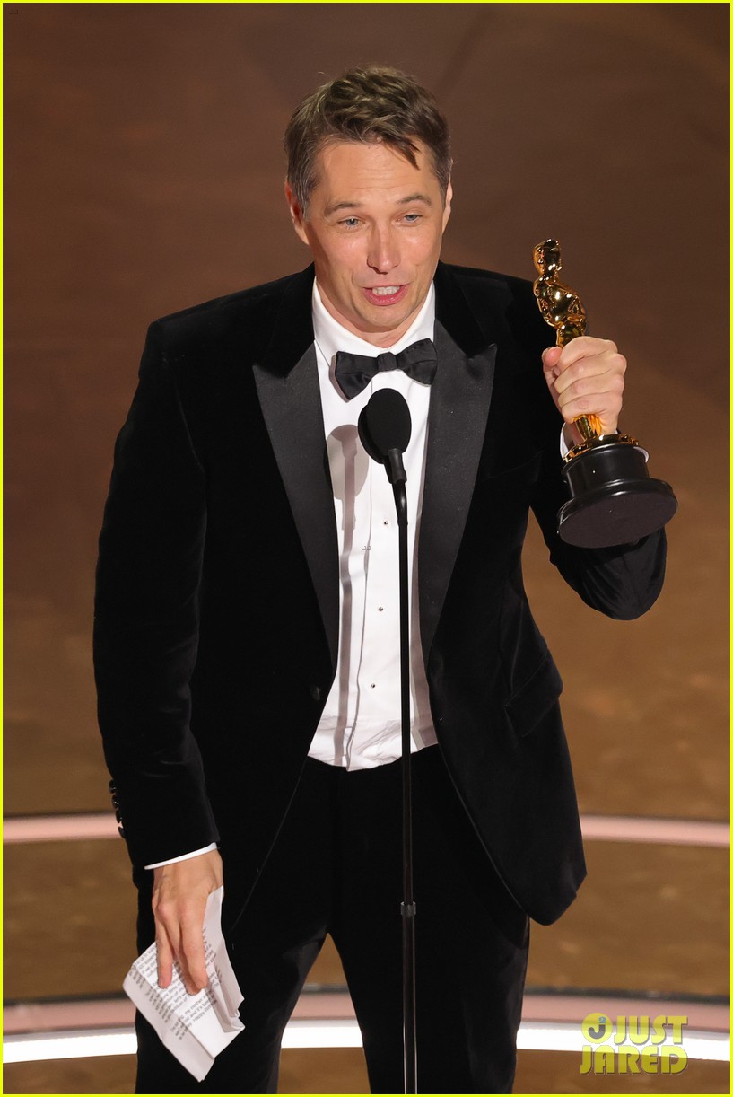 'Anora' Wins Best Picture at Oscars 2025, Director Sean Baker Makes History with Four Wins in ...