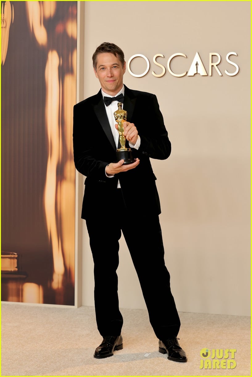'Anora' Wins Best Picture at Oscars 2025, Director Sean Baker Makes History with Four Wins in ...