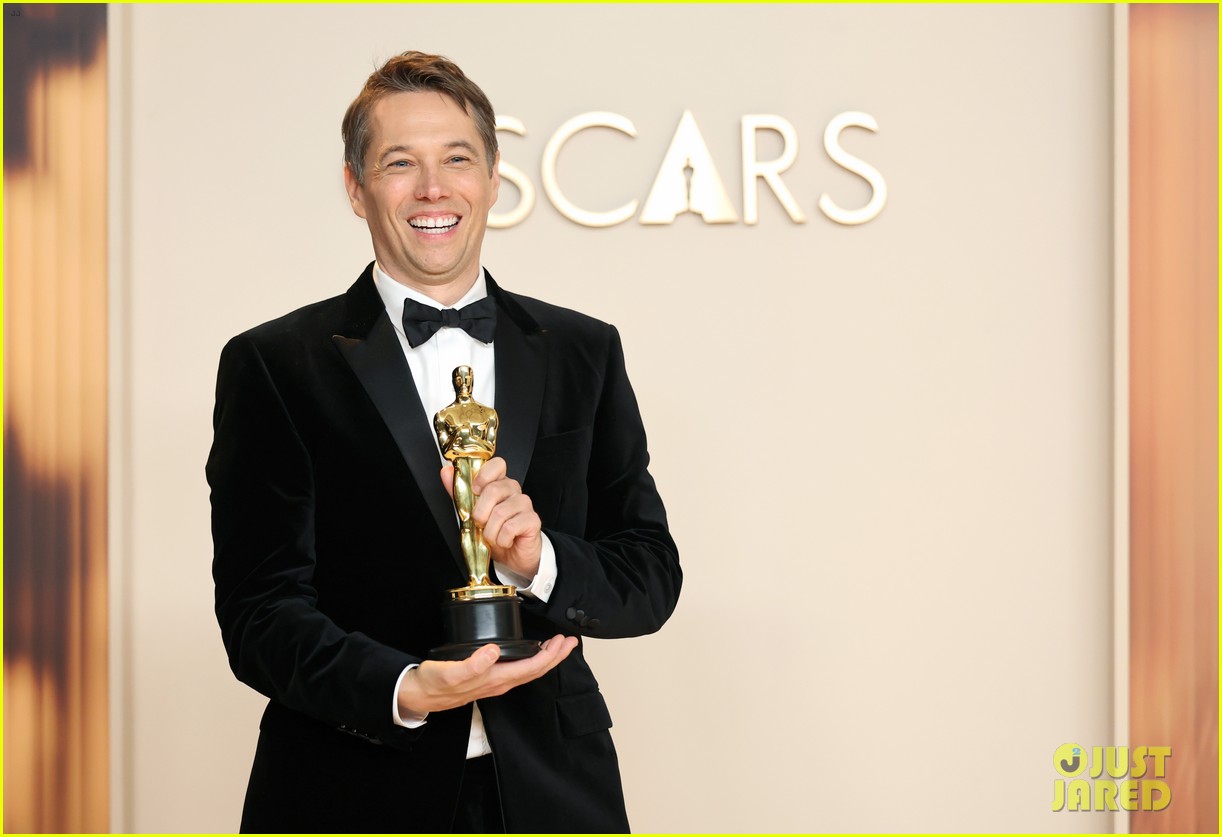 'Anora' Wins Best Picture at Oscars 2025, Director Sean Baker Makes History with Four Wins in ...